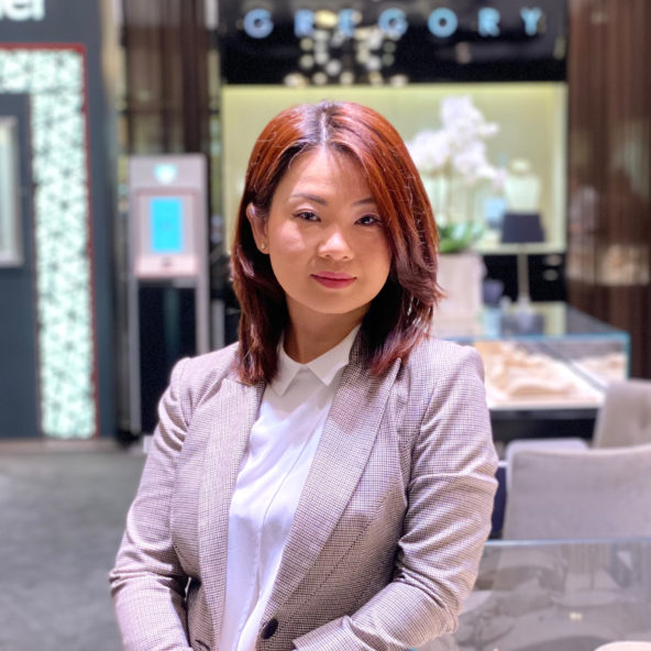 Meet The Team - Julia Feng - Gregory Jewellers