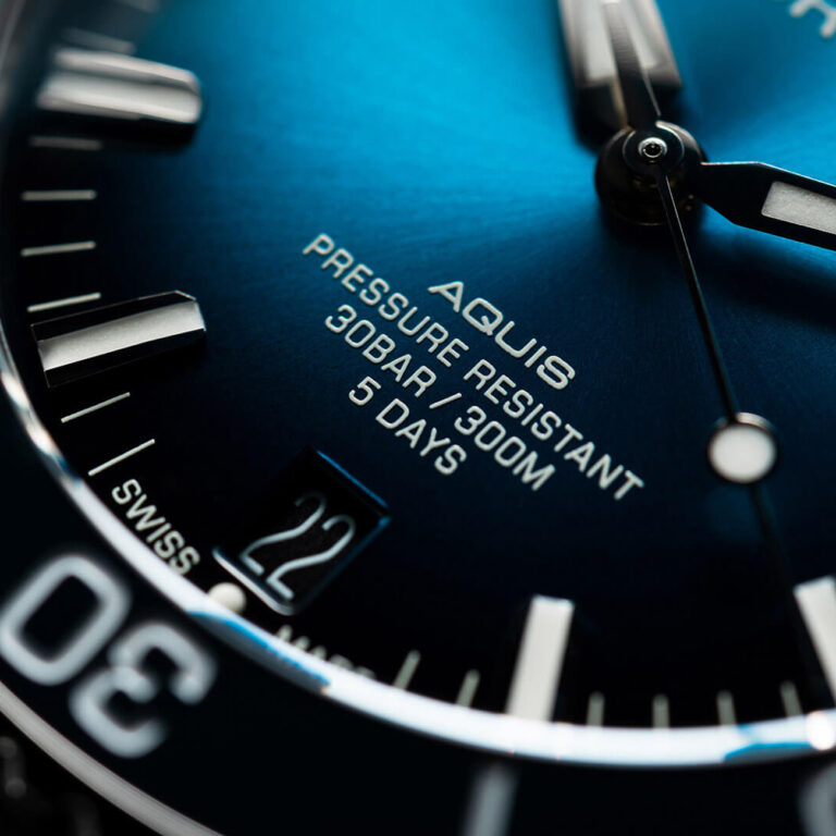 ORIS Aquis Date Calibre 400 43mm - Gregory Jewellers