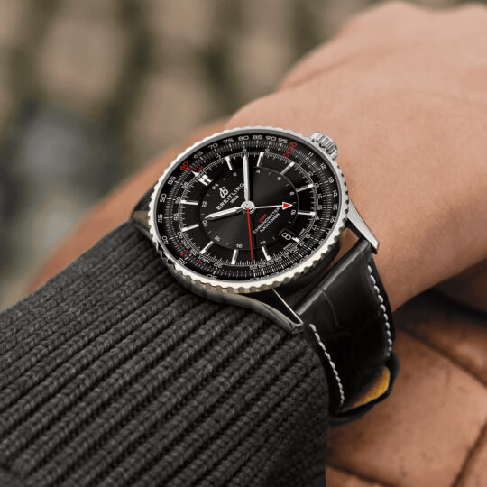 Breitling Navitimer Automatic GMT 41mm - Gregory Jewellers