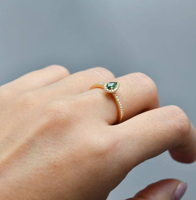 Teal Australian Sapphire Clarissa Ring - Gregory Jewellers