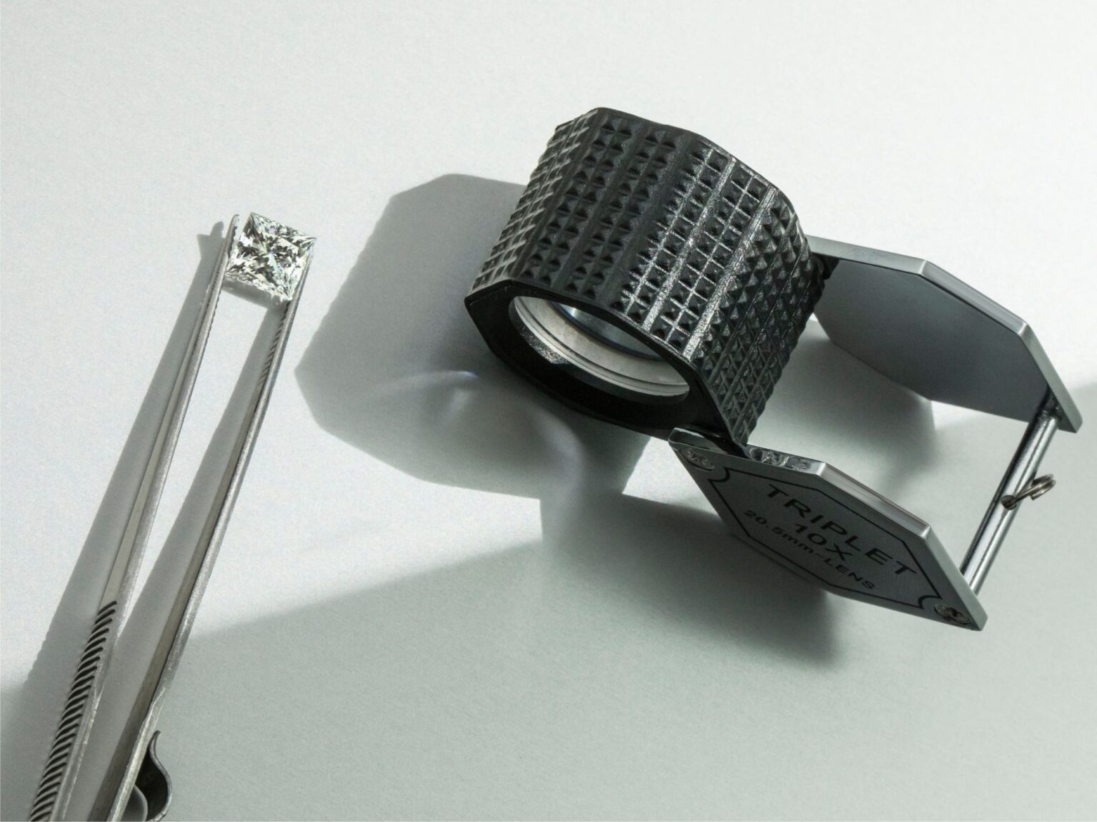 Fluorescence in Diamonds: What You Need to Know